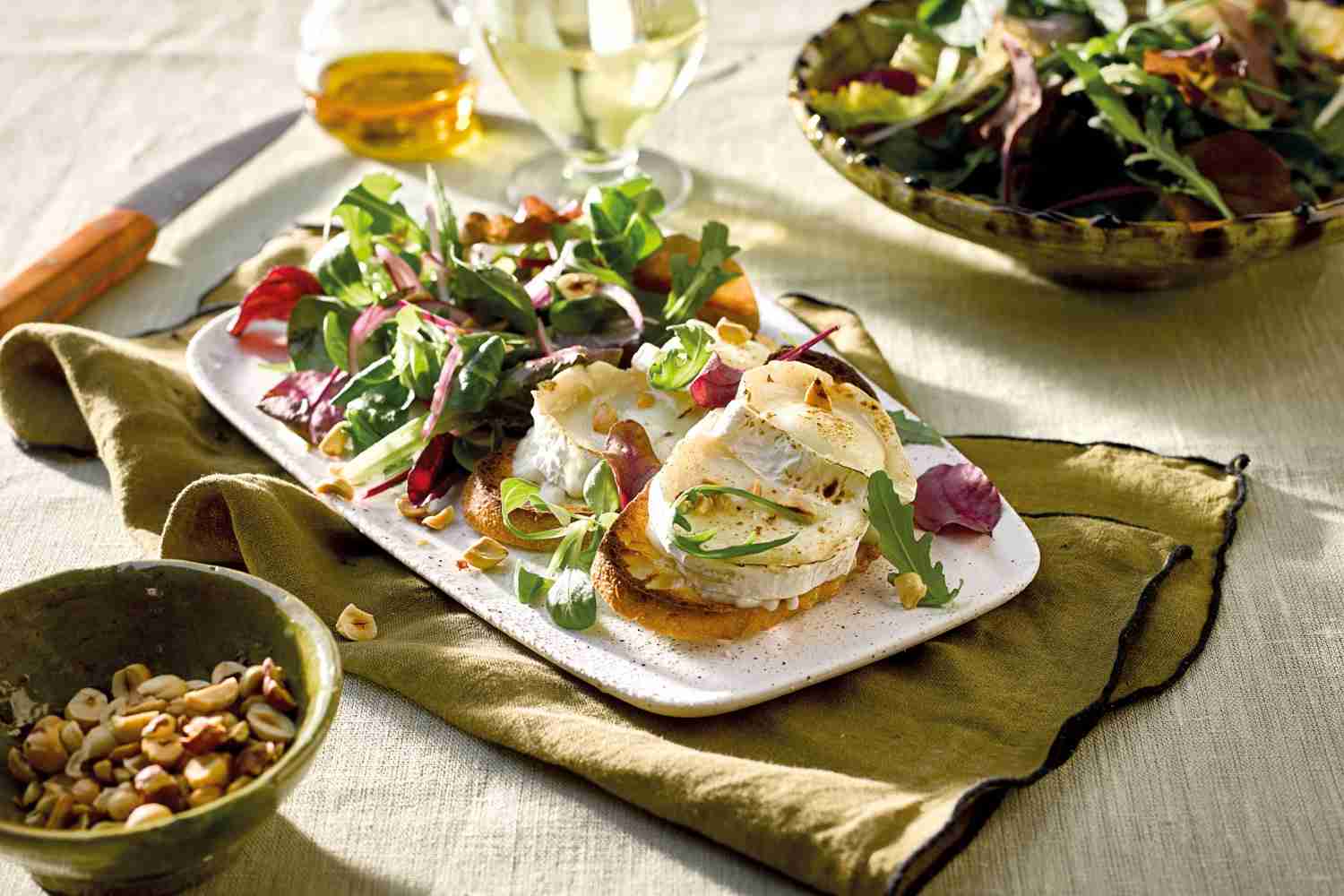 Goat's Cheese Toasts Recipe | Florette Salad | Make it unFloretteable