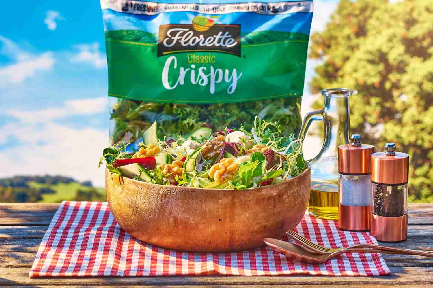 Beetroot, Walnut & Goat's Cheese Picnic Salad | Florette Salad | Make ...